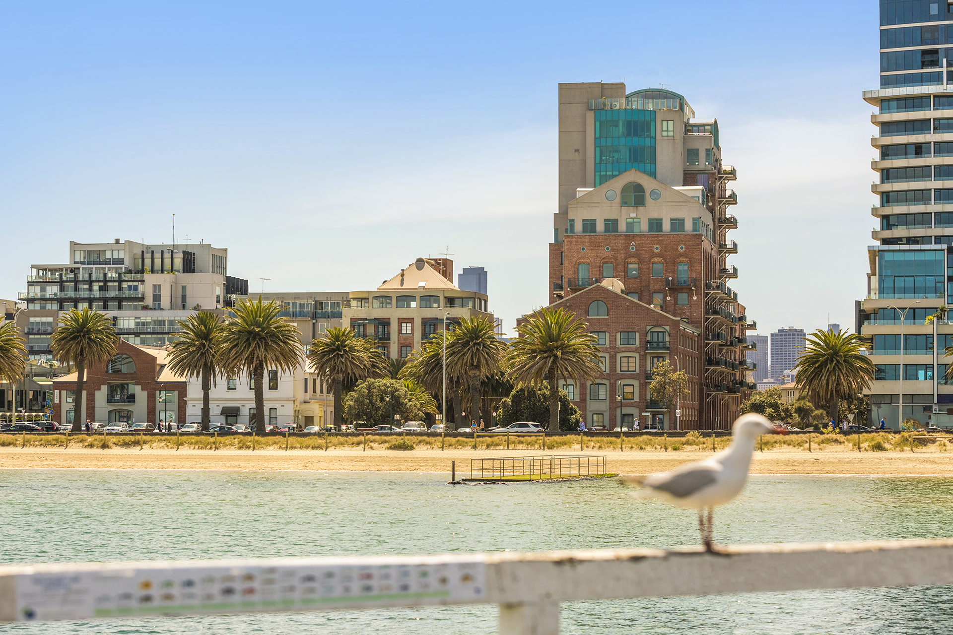 11 / 9 Beach Street, PORT MELBOURNE | Castran Gilbert